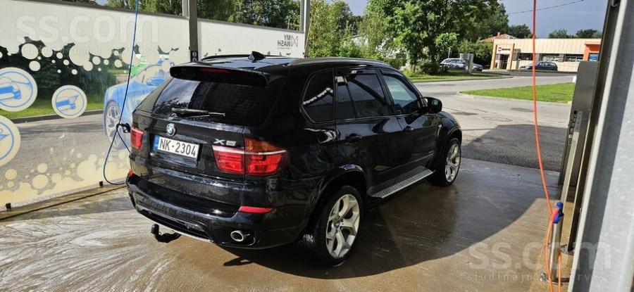 Melns BMW X5 2012 Cēsis, ar dzinēja tilpumu 3.00 L un nobraukumu 264 tūkst. km par 12990 €, foto 5 vietnē AUTOMOTO.COM.LV