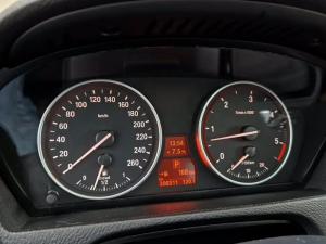 Black BMW X5 2012 in Riga, with an engine capacity of 3.00 L and mileage of 300 thousand km for 14000 €, photo 15 on AUTOMOTO.COM.LV