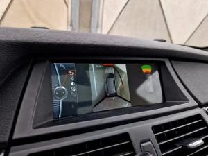 Black BMW X5 2012 in Riga, with an engine capacity of 3.00 L and mileage of 300 thousand km for 14000 €, photo 18 on AUTOMOTO.COM.LV