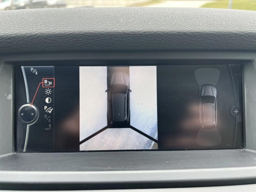 Black BMW X5 2012 in Riga, with an engine capacity of 3.00 L and mileage of 263 thousand km for 15990 €, photo 38 on AUTOMOTO.COM.LV