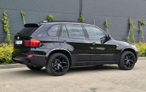 Black BMW X5 2012 in Vilnius, with an engine capacity of 2.99 L and mileage of 222 thousand km for 12500 €, photo 8 on AUTOMOTO.COM.LV