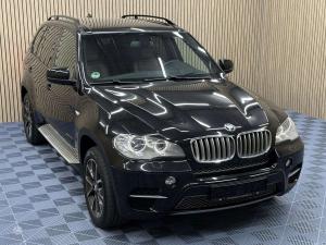 Black BMW X5 2012 in Marijampole, with an engine capacity of 2.99 L and mileage of 291 thousand km for 10750 €, photo 10 on AUTOMOTO.COM.LV