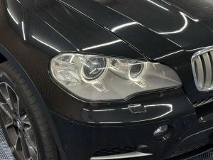 Black BMW X5 2012 in Marijampole, with an engine capacity of 2.99 L and mileage of 291 thousand km for 10750 €, photo 34 on AUTOMOTO.COM.LV