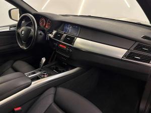 Melns BMW X5 2012 Marijampole, ar dzinēja tilpumu 3.00 L un nobraukumu 262 tūkst. km par 12999 €, foto 6 vietnē AUTOMOTO.COM.LV