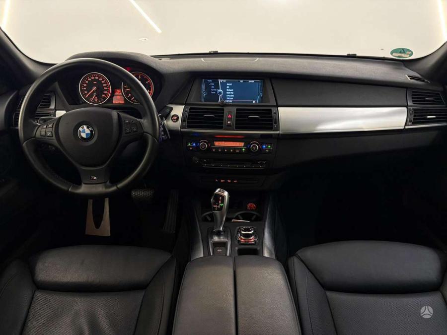 Melns BMW X5 2012 Marijampole, ar dzinēja tilpumu 3.00 L un nobraukumu 262 tūkst. km par 12999 €, foto 27 vietnē AUTOMOTO.COM.LV