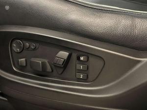 Melns BMW X5 2012 Marijampole, ar dzinēja tilpumu 3.00 L un nobraukumu 262 tūkst. km par 12999 €, foto 30 vietnē AUTOMOTO.COM.LV