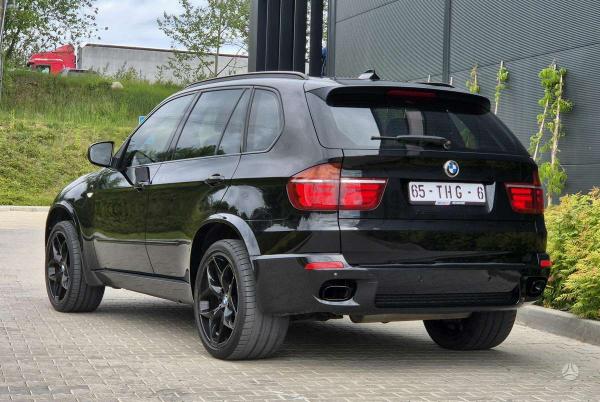 Melns BMW X5 2012 Viļņa, ar dzinēja tilpumu 2.99 L un nobraukumu 211 tūkst. km par 11999 €, foto 7 vietnē AUTOMOTO.COM.LV