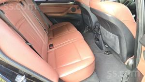 Melns BMW X5 2012 Ogre, ar dzinēja tilpumu 3.00 L un nobraukumu 220 tūkst. km par 11500 €, foto 13 vietnē AUTOMOTO.COM.LV