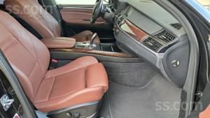 Melns BMW X5 2012 Ogre, ar dzinēja tilpumu 3.00 L un nobraukumu 220 tūkst. km par 11500 €, foto 14 vietnē AUTOMOTO.COM.LV