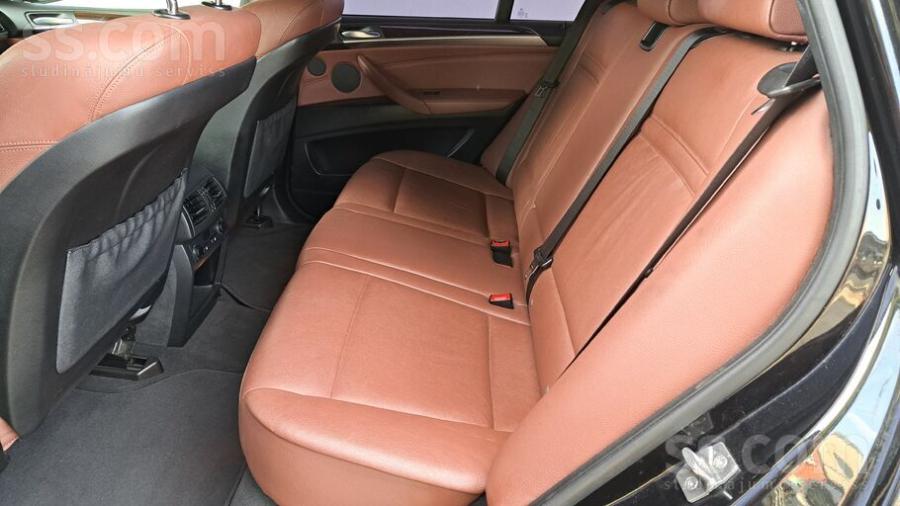 Melns BMW X5 2012 Ogre, ar dzinēja tilpumu 3.00 L un nobraukumu 220 tūkst. km par 11500 €, foto 16 vietnē AUTOMOTO.COM.LV