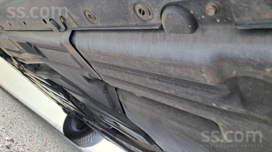 Melns BMW X5 2012 Ogre, ar dzinēja tilpumu 3.00 L un nobraukumu 220 tūkst. km par 11500 €, foto 31 vietnē AUTOMOTO.COM.LV