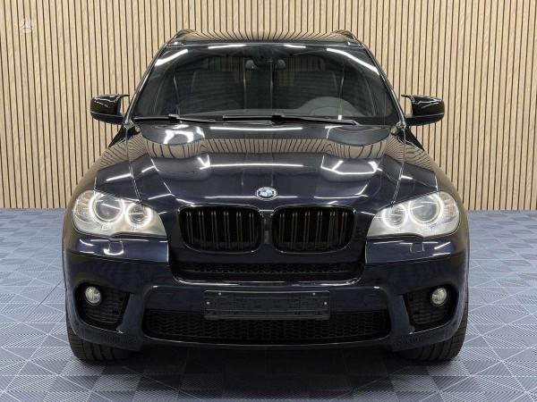 Melns BMW X5 2012 Marijampole, ar dzinēja tilpumu 2.99 L un nobraukumu 285 tūkst. km par 11700 €, foto 4 vietnē AUTOMOTO.COM.LV