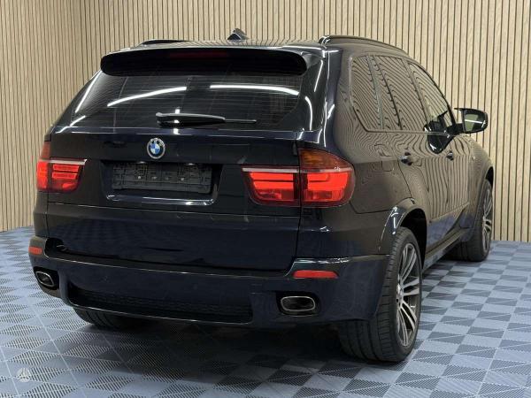 Melns BMW X5 2012 Marijampole, ar dzinēja tilpumu 2.99 L un nobraukumu 285 tūkst. km par 11700 €, foto 8 vietnē AUTOMOTO.COM.LV