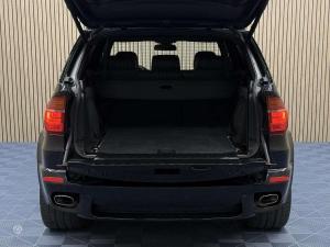Black BMW X5 2012 in Marijampole, with an engine capacity of 2.99 L and mileage of 285 thousand km for 11700 €, photo 15 on AUTOMOTO.COM.LV
