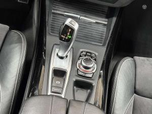 Black BMW X5 2012 in Marijampole, with an engine capacity of 2.99 L and mileage of 285 thousand km for 11700 €, photo 32 on AUTOMOTO.COM.LV