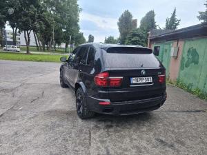 Black BMW X5 2012 in Klaipeda, with an engine capacity of 4.40 L and mileage of 180 thousand km for 8500 €, photo 6 on AUTOMOTO.COM.LV