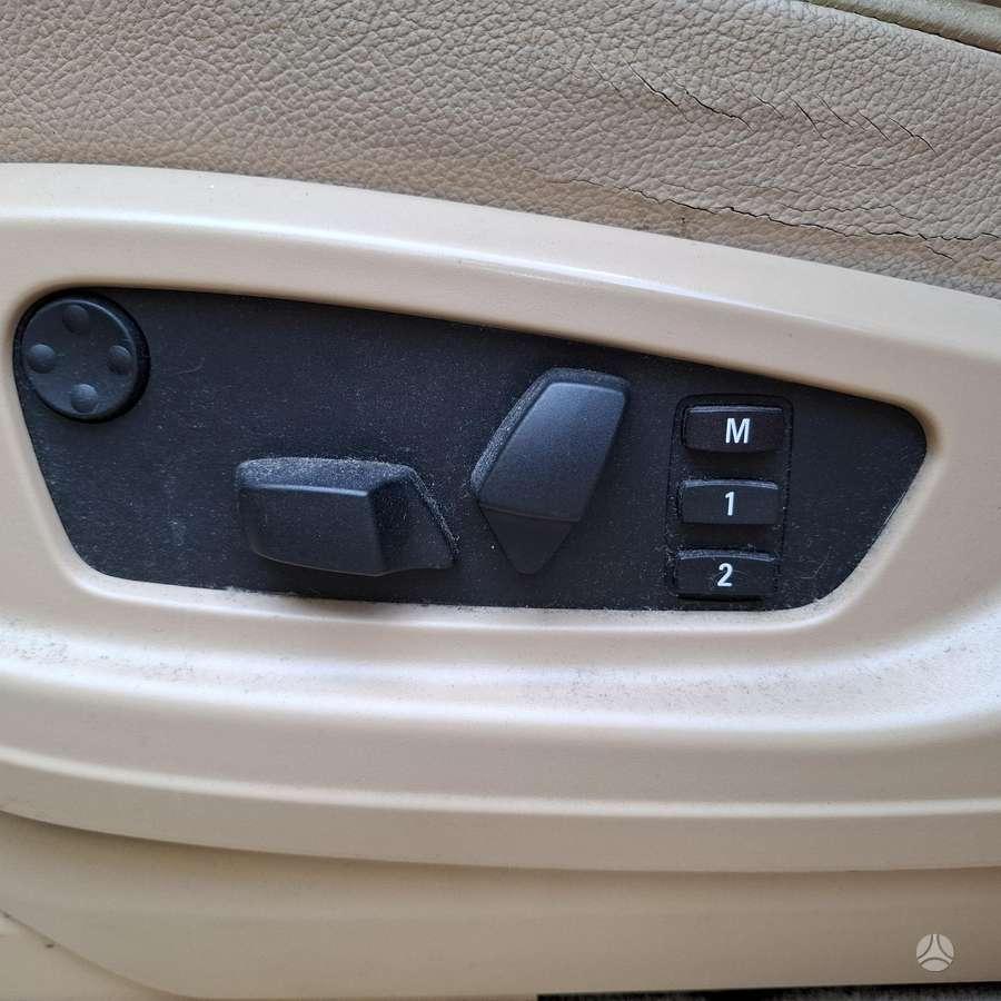 Melns BMW X5 2012 Alīta, ar dzinēja tilpumu 3.00 L un nobraukumu 186 tūkst. km par 11200 €, foto 8 vietnē AUTOMOTO.COM.LV