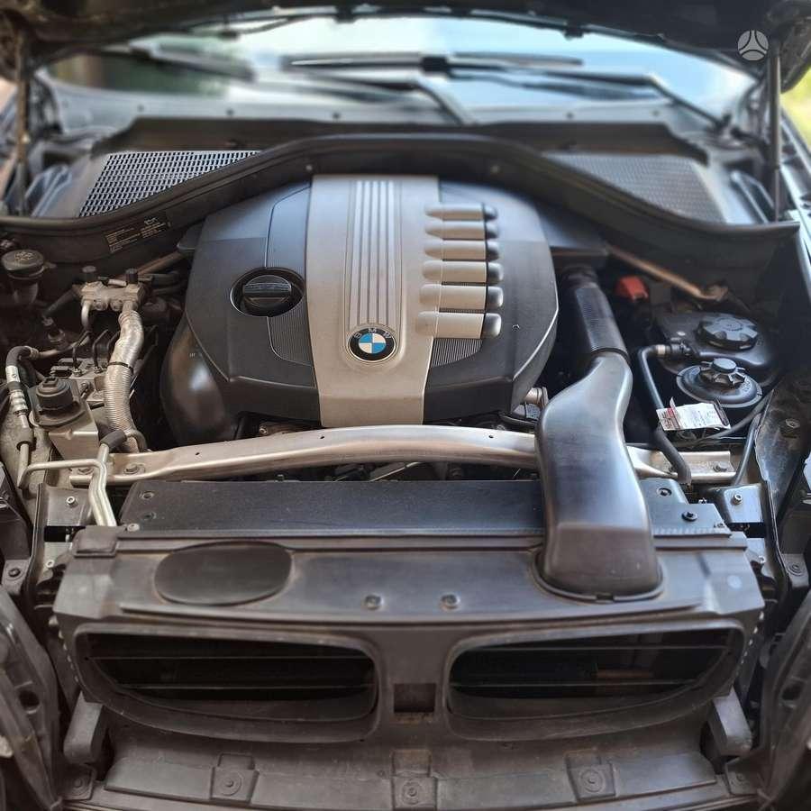 Melns BMW X5 2012 Alīta, ar dzinēja tilpumu 3.00 L un nobraukumu 186 tūkst. km par 11200 €, foto 9 vietnē AUTOMOTO.COM.LV