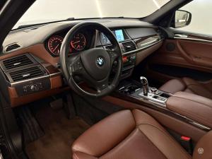 Melns BMW X5 2012 Marijampole, ar dzinēja tilpumu 2.99 L un nobraukumu 237 tūkst. km par 12999 €, foto 3 vietnē AUTOMOTO.COM.LV