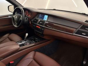 Melns BMW X5 2012 Marijampole, ar dzinēja tilpumu 2.99 L un nobraukumu 237 tūkst. km par 12999 €, foto 13 vietnē AUTOMOTO.COM.LV