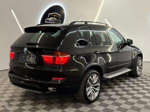 Melns BMW X5 2012 Marijampole, ar dzinēja tilpumu 2.99 L un nobraukumu 237 tūkst. km par 12999 €, foto 21 vietnē AUTOMOTO.COM.LV