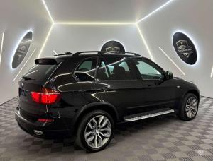 Melns BMW X5 2012 Marijampole, ar dzinēja tilpumu 2.99 L un nobraukumu 237 tūkst. km par 12999 €, foto 25 vietnē AUTOMOTO.COM.LV