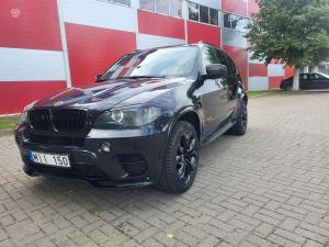 Black BMW X5 2012 in Siauliai, with an engine capacity of 4.40 L and mileage of 208 thousand km for 12500 €, photo 4 on AUTOMOTO.COM.LV