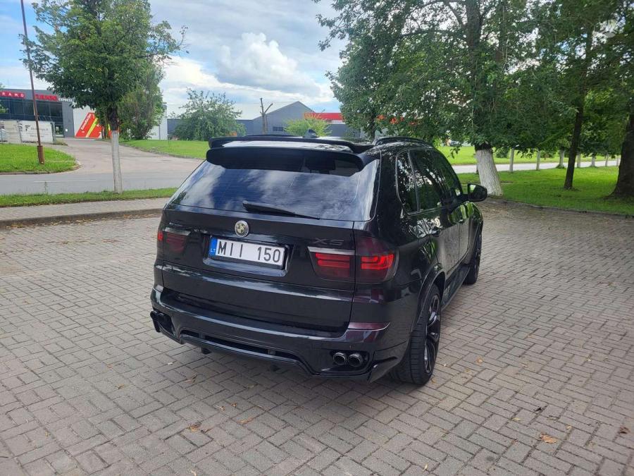 Black BMW X5 2012 in Siauliai, with an engine capacity of 4.40 L and mileage of 208 thousand km for 12500 €, photo 11 on AUTOMOTO.COM.LV