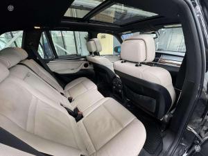 Black BMW X5 2012 in Kaunas, with an engine capacity of 2.98 L and mileage of 260 thousand km for 9500 €, photo 9 on AUTOMOTO.COM.LV