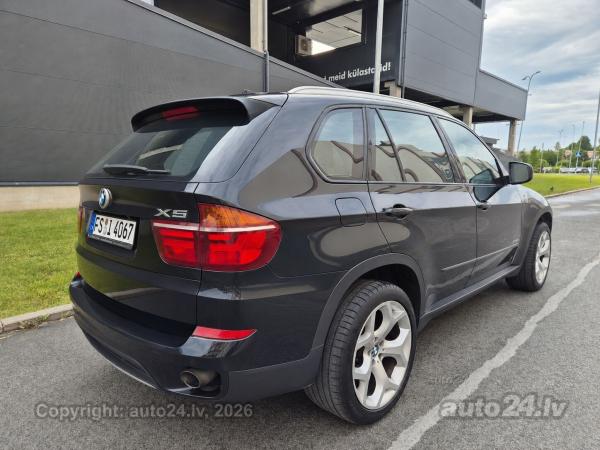 Melns BMW X5 2012 Tallina, ar dzinēja tilpumu 3.00 L un nobraukumu 164 tūkst. km par 14900 €, foto 4 vietnē AUTOMOTO.COM.LV