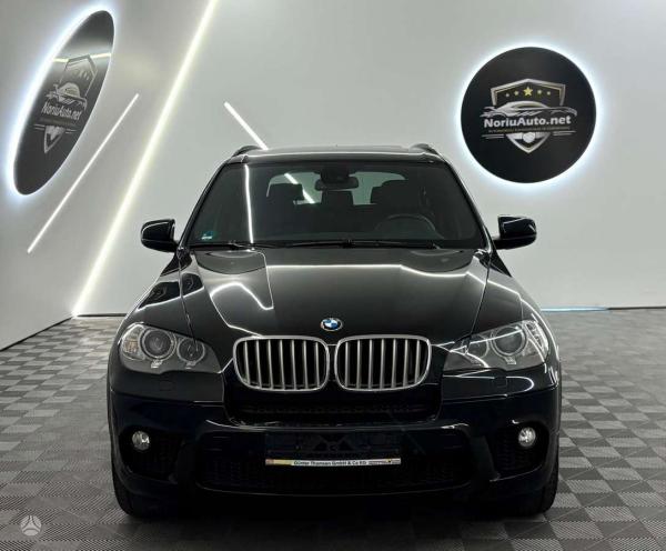 Black BMW X5 2012 in Marijampole, with an engine capacity of 3.00 L and mileage of 262 thousand km for 12900 €, photo 11 on AUTOMOTO.COM.LV