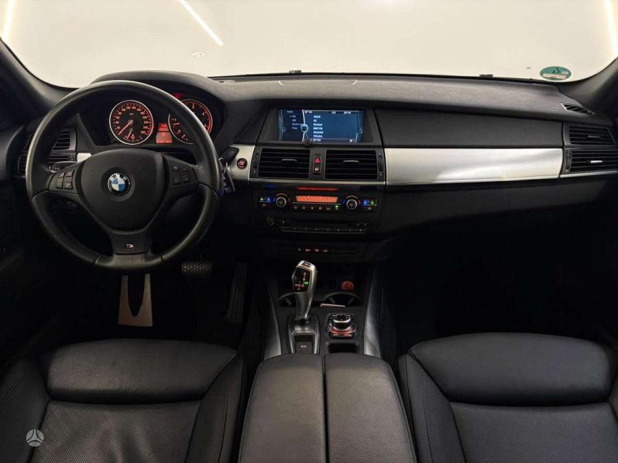 Melns BMW X5 2012 Marijampole, ar dzinēja tilpumu 3.00 L un nobraukumu 262 tūkst. km par 12900 €, foto 18 vietnē AUTOMOTO.COM.LV