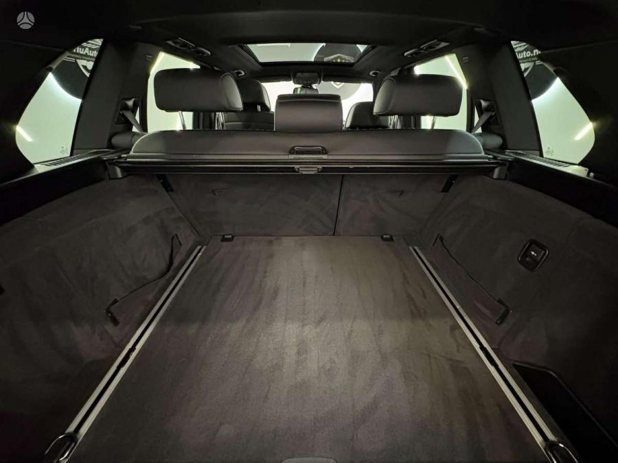 Melns BMW X5 2012 Marijampole, ar dzinēja tilpumu 3.00 L un nobraukumu 262 tūkst. km par 12900 €, foto 27 vietnē AUTOMOTO.COM.LV