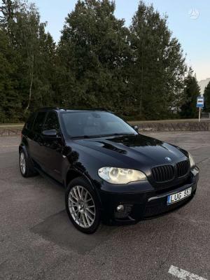 Melns BMW X5 2012 Elektrėnai, ar dzinēja tilpumu 2.99 L un nobraukumu 330 tūkst. km par 10900 €, foto  vietnē AUTOMOTO.COM.LV