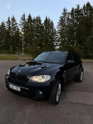 Melns BMW X5 2012 Elektrėnai, ar dzinēja tilpumu 2.99 L un nobraukumu 330 tūkst. km par 10900 €, foto 3 vietnē AUTOMOTO.COM.LV