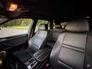Melns BMW X5 2012 Elektrėnai, ar dzinēja tilpumu 2.99 L un nobraukumu 330 tūkst. km par 10900 €, foto 13 vietnē AUTOMOTO.COM.LV
