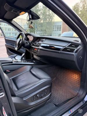 Melns BMW X5 2012 Elektrėnai, ar dzinēja tilpumu 2.99 L un nobraukumu 330 tūkst. km par 10900 €, foto 14 vietnē AUTOMOTO.COM.LV