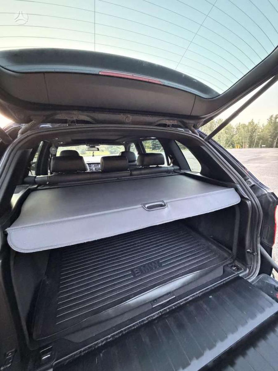 Melns BMW X5 2012 Elektrėnai, ar dzinēja tilpumu 2.99 L un nobraukumu 330 tūkst. km par 10900 €, foto 16 vietnē AUTOMOTO.COM.LV