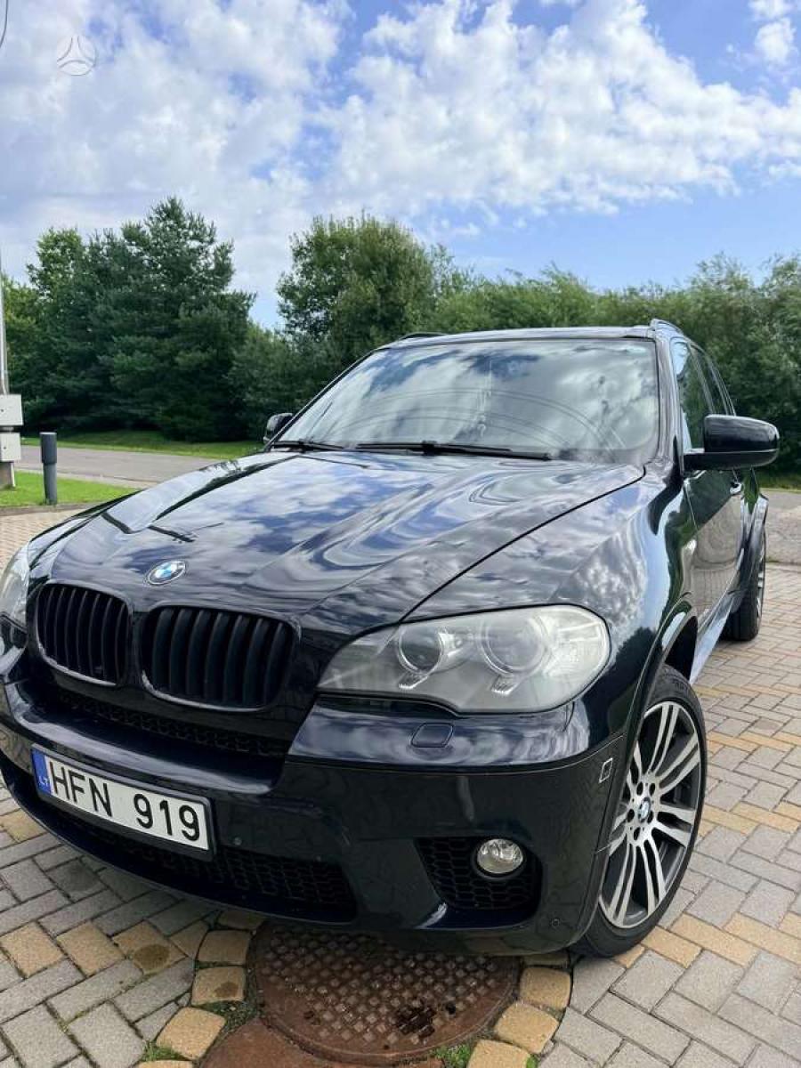 Melns BMW X5 2012 Klaipėda, ar dzinēja tilpumu 3.00 L un nobraukumu 209 tūkst. km par 10500 €, foto 1 vietnē AUTOMOTO.COM.LV