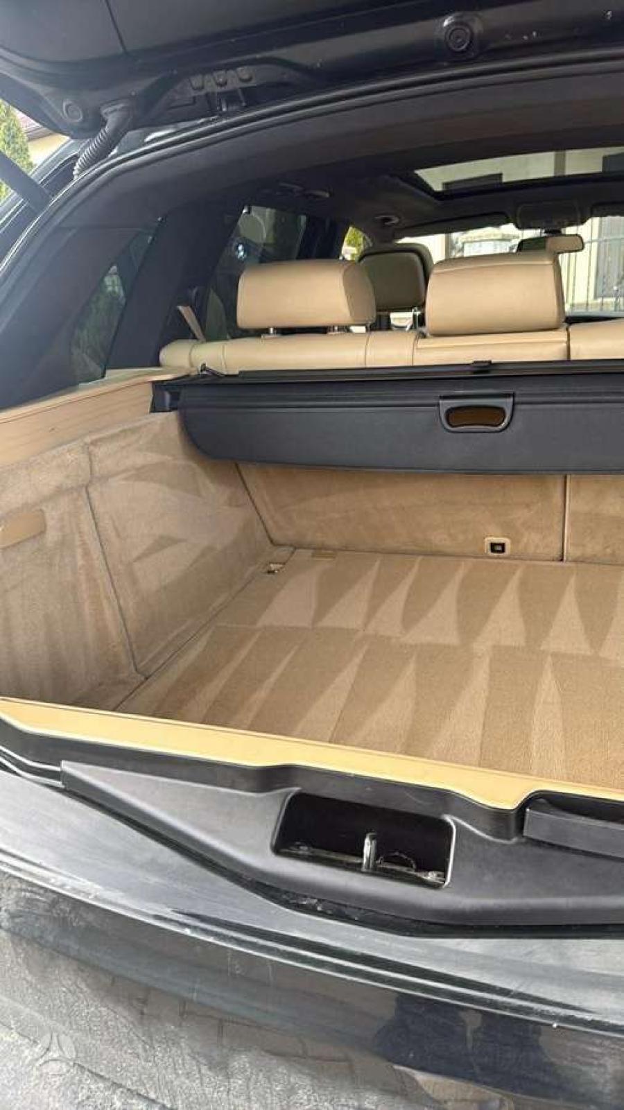 Melns BMW X5 2012 Klaipėda, ar dzinēja tilpumu 3.00 L un nobraukumu 209 tūkst. km par 10500 €, foto 13 vietnē AUTOMOTO.COM.LV