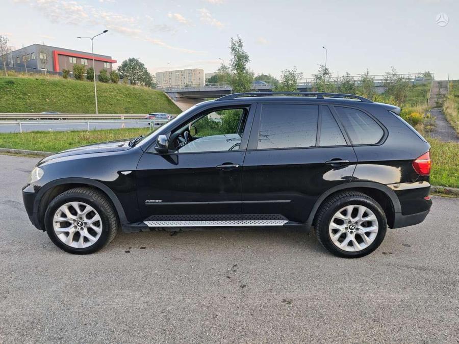 Melns BMW X5 2012 Viļņa, ar dzinēja tilpumu 2.98 L un nobraukumu 252 tūkst. km par 5100 €, foto 10 vietnē AUTOMOTO.COM.LV