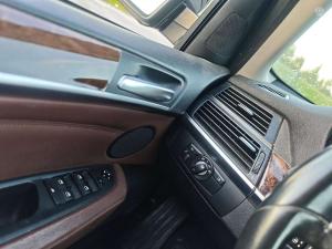 Melns BMW X5 2012 Viļņa, ar dzinēja tilpumu 2.98 L un nobraukumu 252 tūkst. km par 5100 €, foto 14 vietnē AUTOMOTO.COM.LV