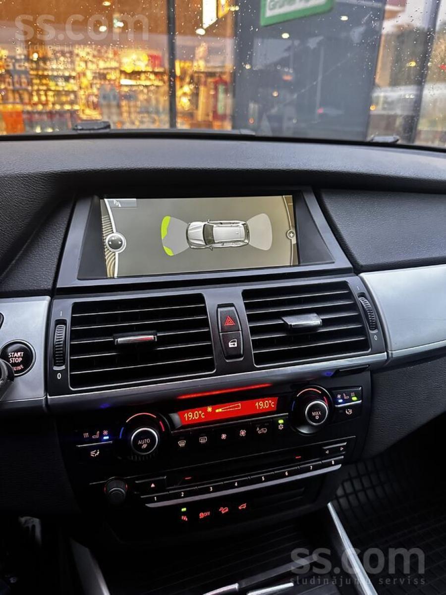 Melns BMW X5 2012 Rīga, ar dzinēja tilpumu 3.00 L un nobraukumu 400 tūkst. km par 9100 €, foto 19 vietnē AUTOMOTO.COM.LV