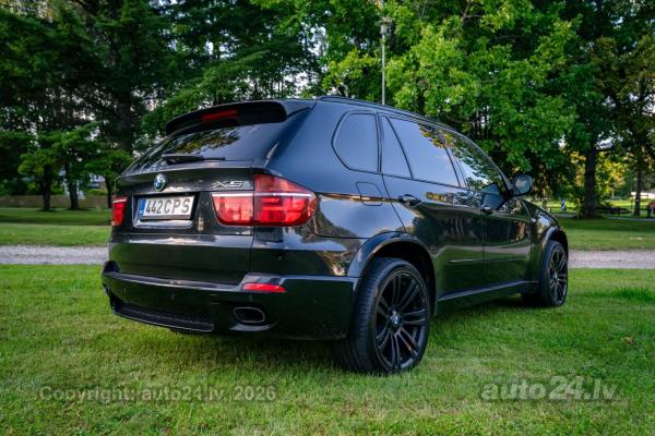 Melns BMW X5 2012 Tiri, ar dzinēja tilpumu 3.00 L un nobraukumu 294 tūkst. km par 14500 €, foto 4 vietnē AUTOMOTO.COM.LV