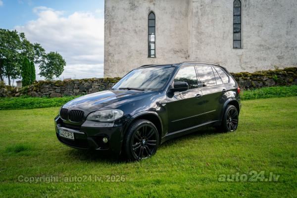 Melns BMW X5 2012 Tiri, ar dzinēja tilpumu 3.00 L un nobraukumu 294 tūkst. km par 14500 €, foto 5 vietnē AUTOMOTO.COM.LV