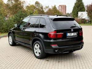 Melns BMW X5 2012 Viļņa, ar dzinēja tilpumu 3.00 L un nobraukumu 299 tūkst. km par 7900 €, foto 6 vietnē AUTOMOTO.COM.LV