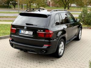 Melns BMW X5 2012 Viļņa, ar dzinēja tilpumu 3.00 L un nobraukumu 299 tūkst. km par 7900 €, foto 7 vietnē AUTOMOTO.COM.LV