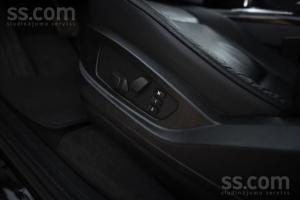 Black BMW X5 2013 in Jelgava, with an engine capacity of 3.00 L and mileage of 0 thousand km for 8495 €, photo 13 on AUTOMOTO.COM.LV