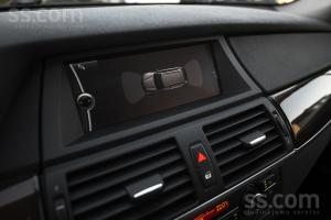 Black BMW X5 2013 in Jelgava, with an engine capacity of 3.00 L and mileage of 0 thousand km for 8495 €, photo 19 on AUTOMOTO.COM.LV