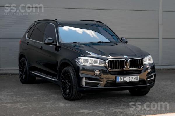 Melns BMW X5 2013 Rīga, ar dzinēja tilpumu 3.00 L un nobraukumu 0 tūkst. km par 19950 €, foto 3 vietnē AUTOMOTO.COM.LV